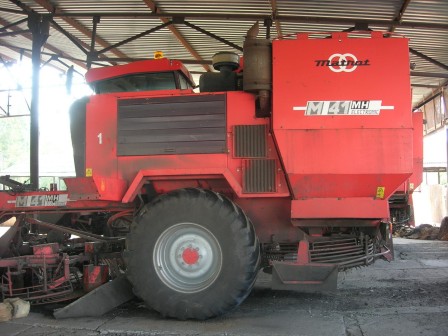 Комбайн бурякозбиральний Matrot M41 | Агропро